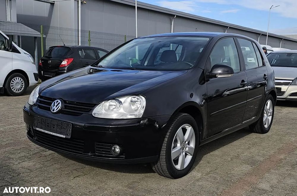 Second hand Volkswagen Golf - 3 980 EUR, 202 000 km - Autovit