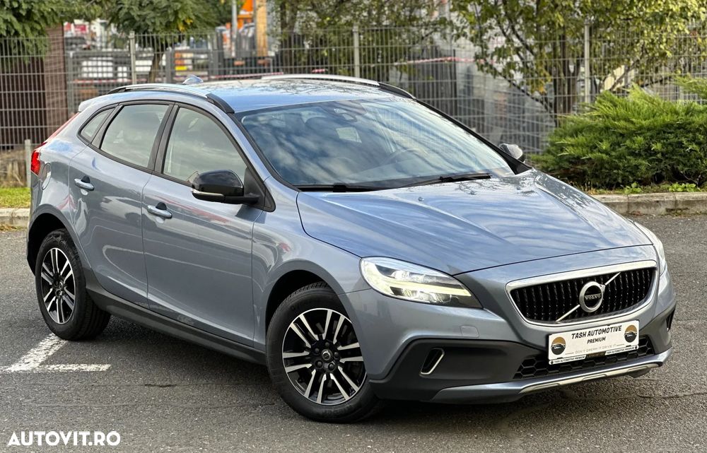 Second hand Volvo V40 - 13 899 EUR, 138 400 km - Autovit