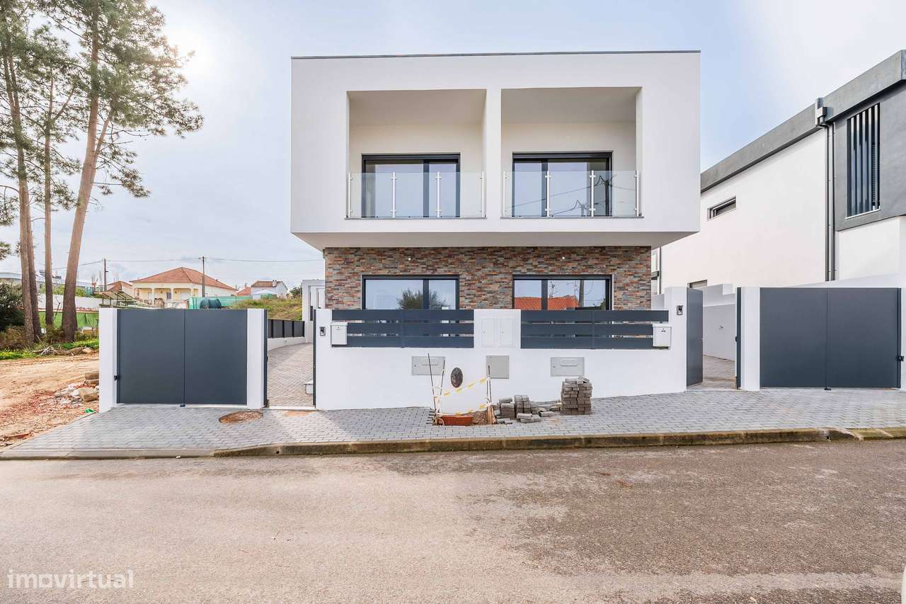 T3, moradia para comprar - Fernão Ferro, Seixal, Setúbal - 19019004 ...