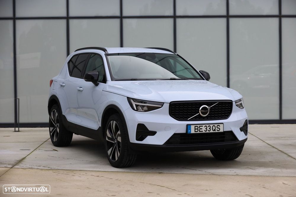 Usados Volvo XC 40 - 43 700 EUR, 1 000 km, 2023 - Standvirtual