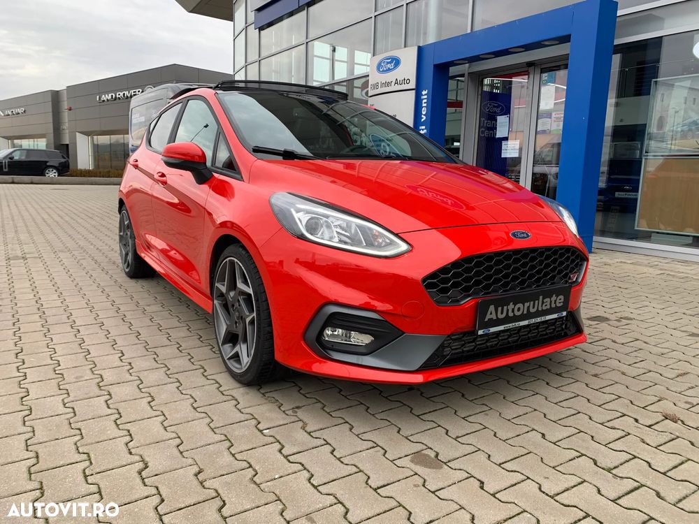 Second hand Ford Fiesta - 22 999 EUR, 11 700 km, 2021 - autovit.ro