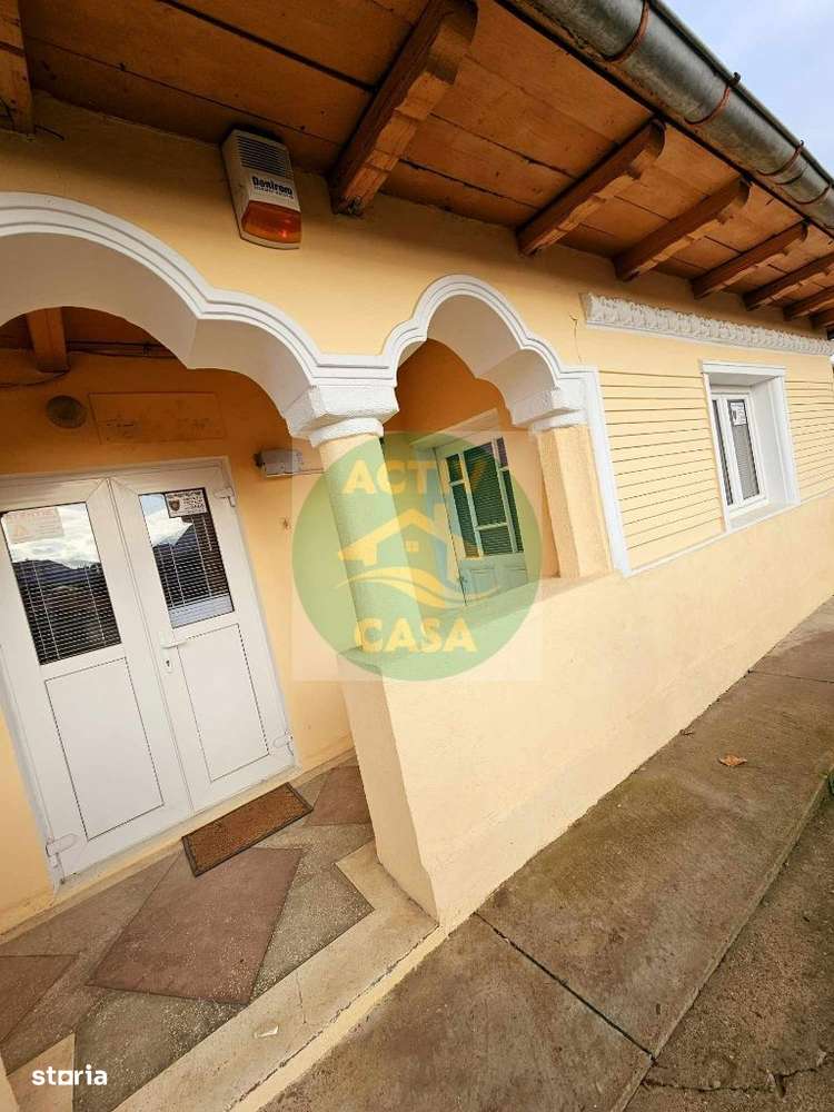 3 camere, casa de vanzare - Neamt (judet), Roman - 9117123 • www.storia.ro