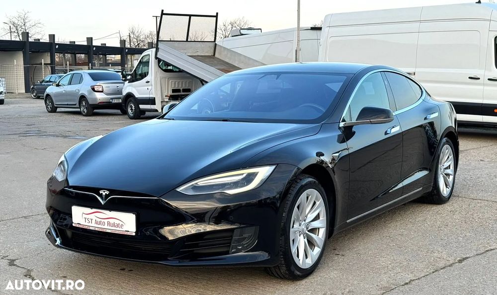 Second hand Tesla Model S - 27 013 EUR, 66 000 km - Autovit