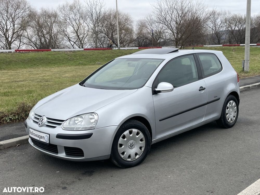 Second hand Volkswagen Golf - 2 795 EUR, 160 000 km - Autovit