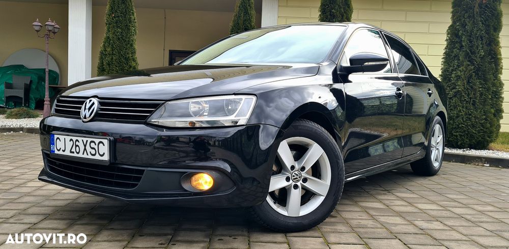 Second hand Volkswagen Jetta - 7 200 EUR, 202 500 km - Autovit