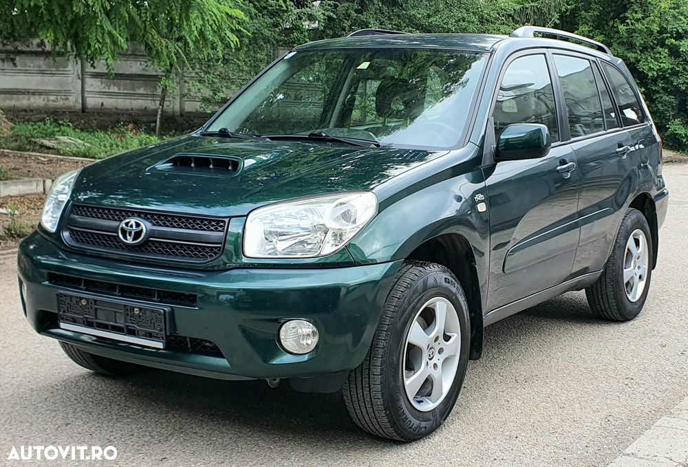 Second hand Toyota RAV4 - 3 950 EUR, 260 000 km - Autovit
