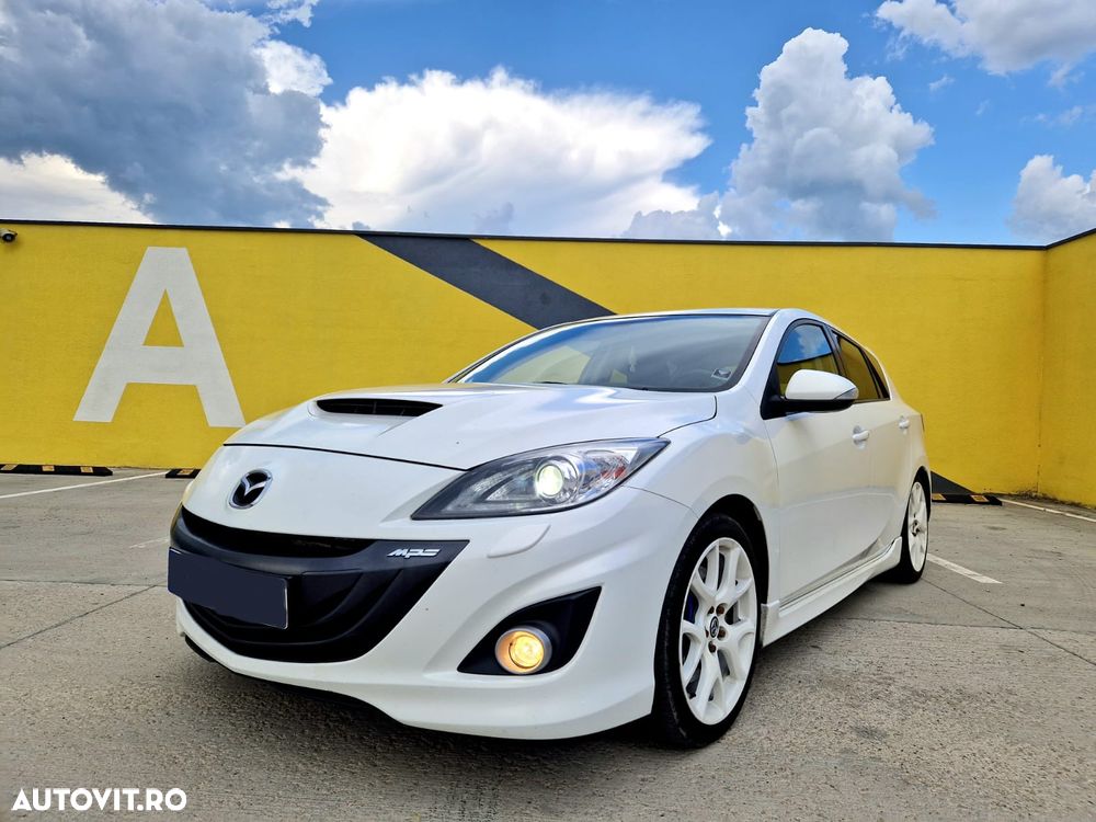 Second hand Mazda 3 - 8 999 EUR, 220 000 km - Autovit