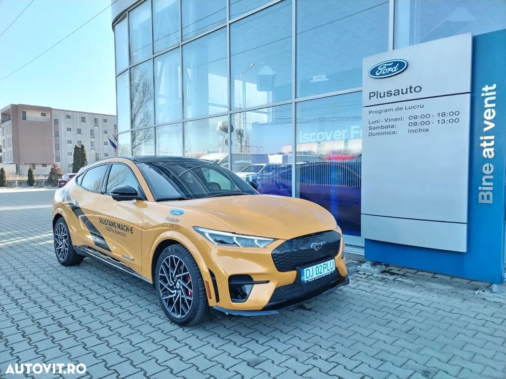 Second hand Ford Mustang Mach-E - 55 749 EUR, 13 700 km - Autovit