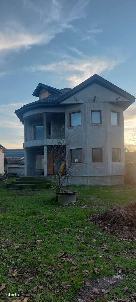 5 camere, casa de vanzare - Buzau (judet), Buzau - 10017180 • www.storia.ro