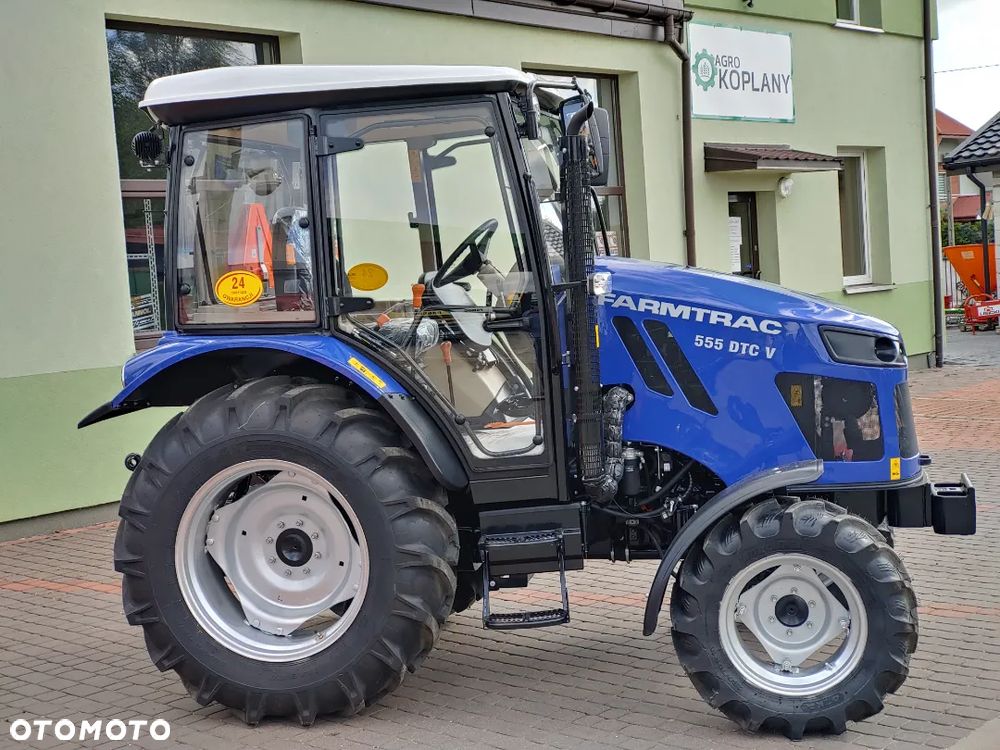 Nowe Farmtrac 555 DTc V - 131 597 PLN - Otomoto