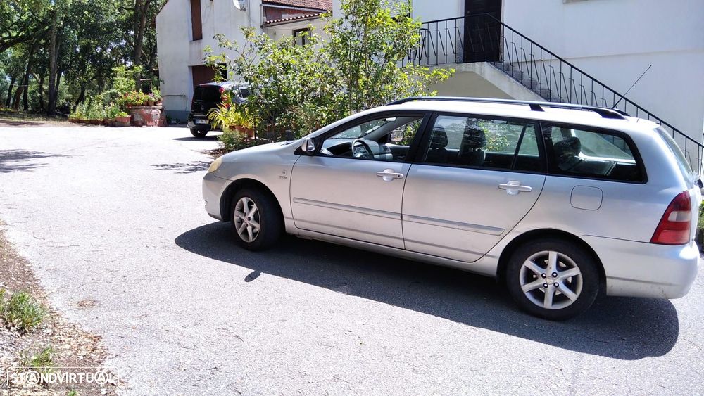 Usados Toyota Corolla SW - 3 750 EUR, 237 000 km, 2004 | Standvirtual
