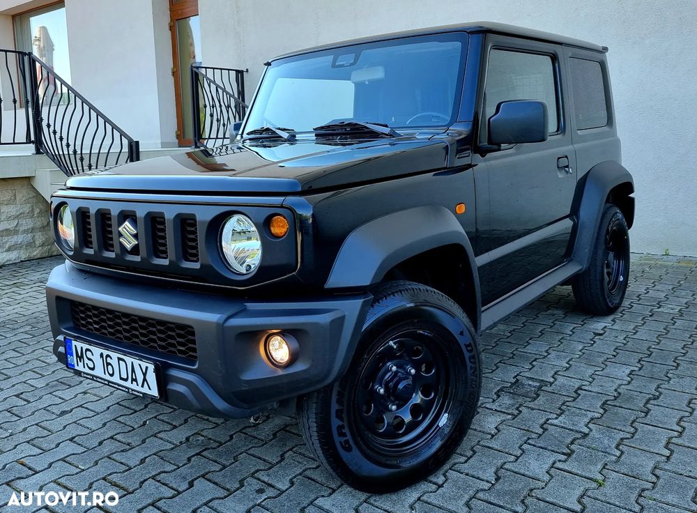 Second hand Suzuki Jimny - 22 480 EUR, 33 000 km - Autovit