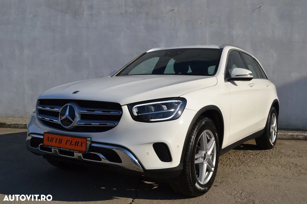 Second hand Mercedes-Benz GLC - 45 989 EUR, 27 129 km, 2020 - autovit.ro