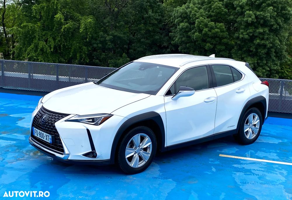 Second hand Lexus UX - 19 222 EUR, 174 000 km - Autovit