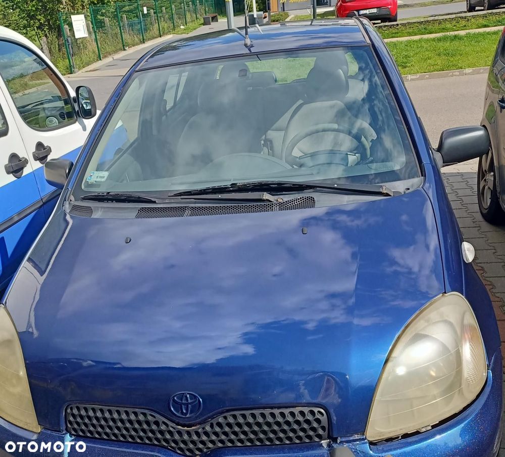 Używane Toyota Yaris - 5 678 PLN, 280 000 km - Otomoto