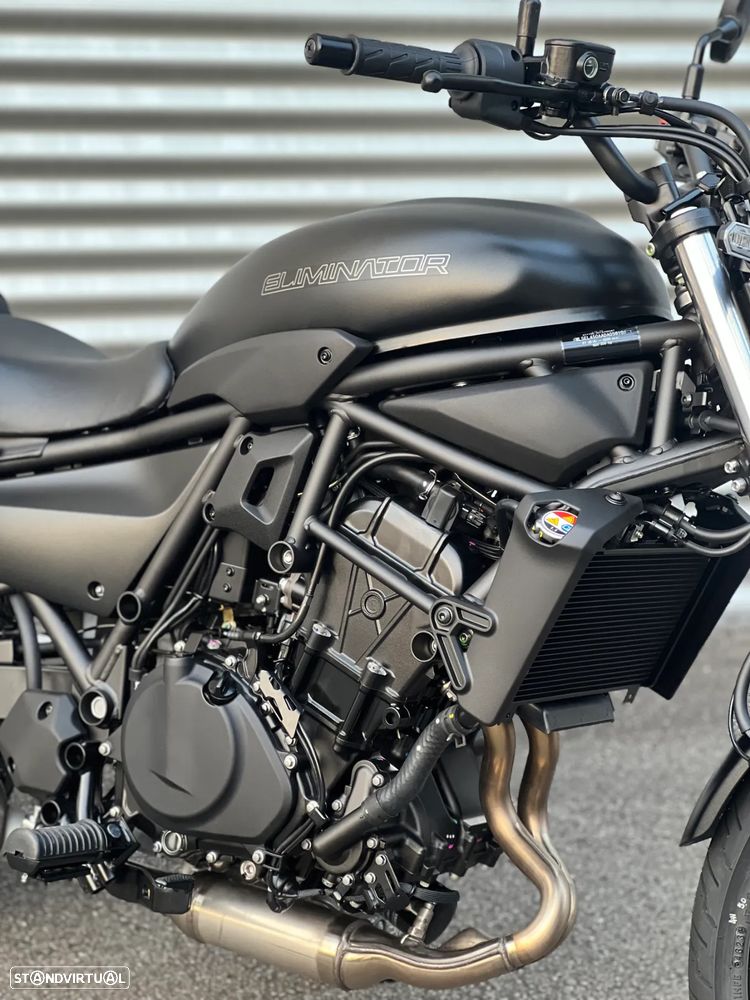 Novo Kawasaki Eliminator - 6 890 EUR, 1 km, 2024 - Standvirtual