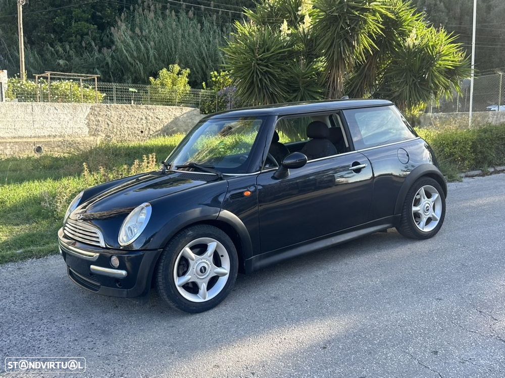 Usados MINI One - 6 850 EUR, 187 000 km, 2005 - Standvirtual