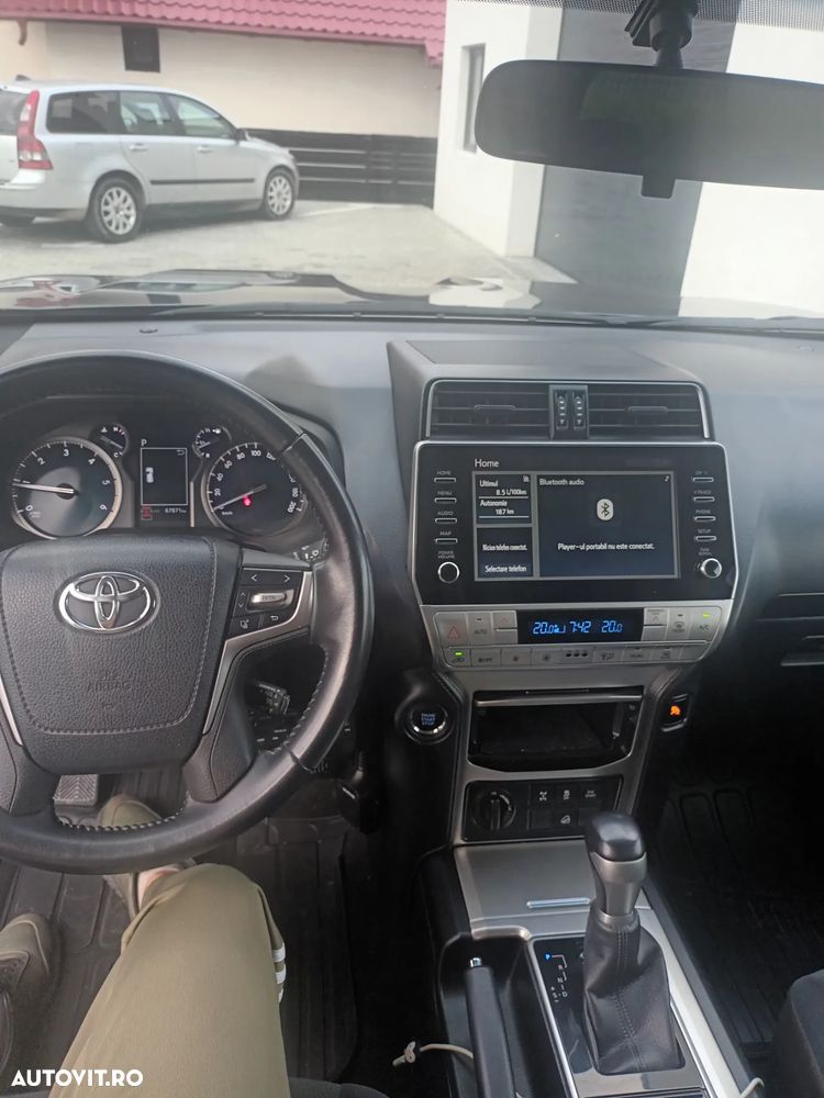 Second hand Toyota Land Cruiser - 46 900 EUR, 67 800 km - Autovit