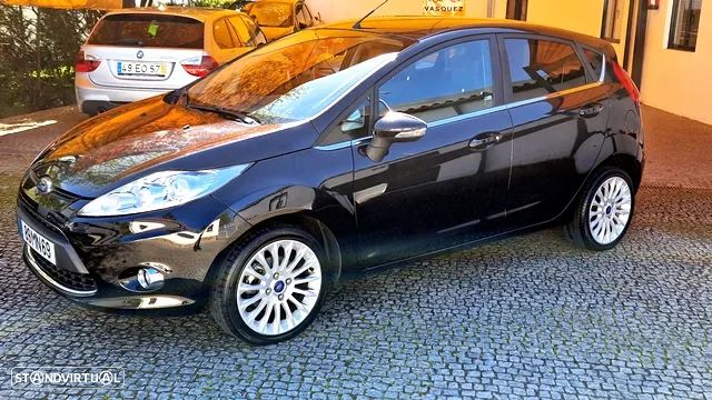 Usados Ford Fiesta - 7 500 EUR, 62 400 km, 2011 | Standvirtual
