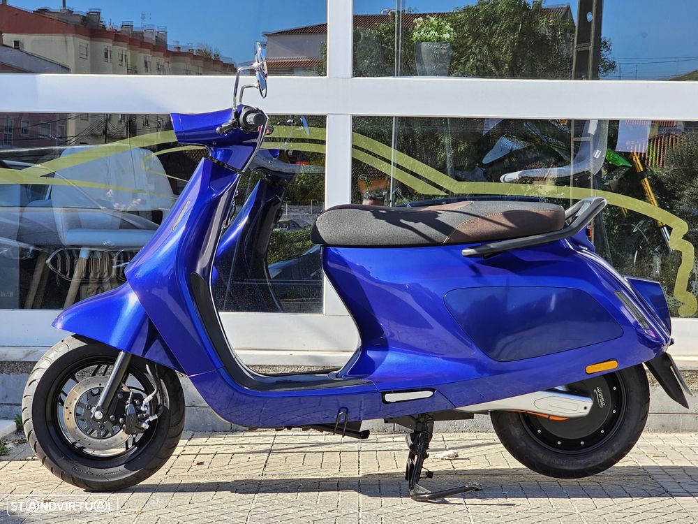 Usados Arena Rena - 2 750 EUR, 16 km, 2022 - Standvirtual