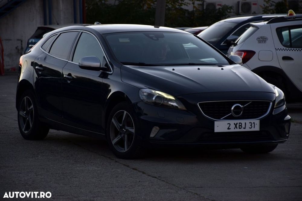 Second hand Volvo V40 - 8 990 EUR, 254 000 km - Autovit