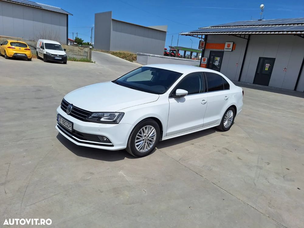 Second hand Volkswagen Jetta - 10 350 EUR, 142 000 km - Autovit