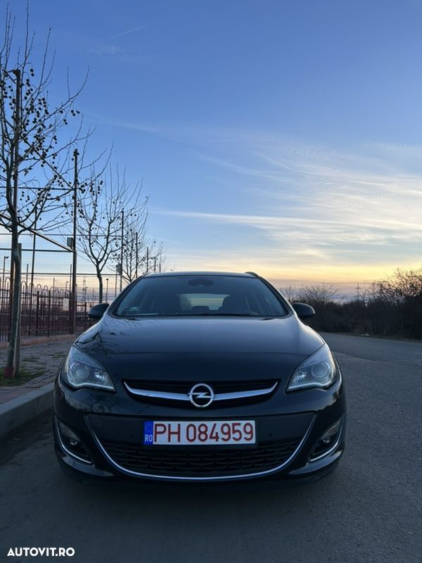 Second hand Opel Astra - 6 650 EUR, 192 000 km - Autovit
