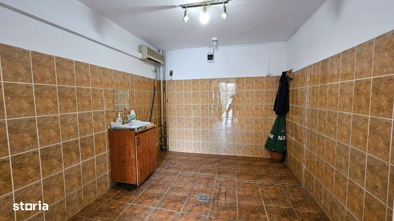 18 m², spatiu comercial de inchiriat - Brasov (judet), Florilor-Craiter ...