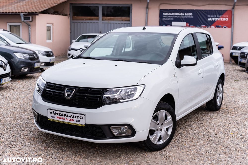 Second hand Dacia Sandero - 8 750 EUR, 120 000 km - Autovit