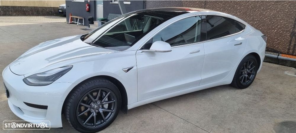 Usados Tesla Model 3 - 29 000 EUR, 119 000 km, 2020 - Standvirtual