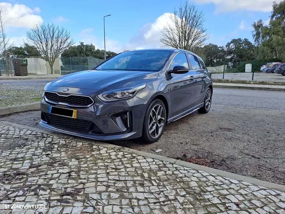 Usados Kia Ceed - 21 800 EUR, 66 000 km, 2019 - Standvirtual