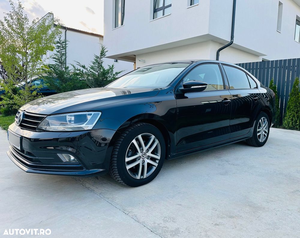 Second hand Volkswagen Jetta - 13 000 EUR, 53 200 km, 2015 - autovit.ro