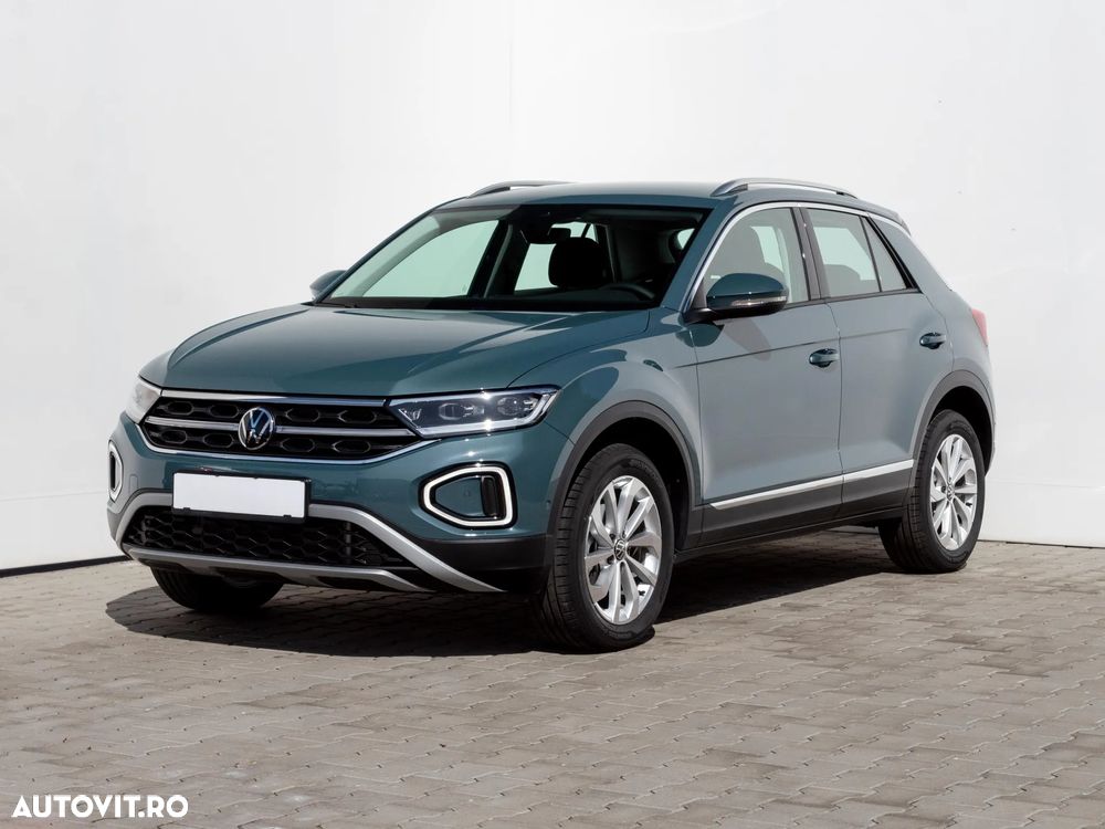 Second hand Volkswagen T-ROC - 31 043 EUR, 500 km, 2023 - autovit.ro