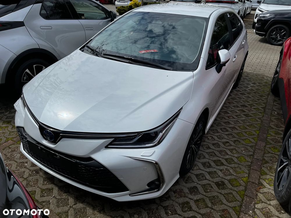 u-ywane-toyota-corolla-135-999-pln-7-km-otomoto