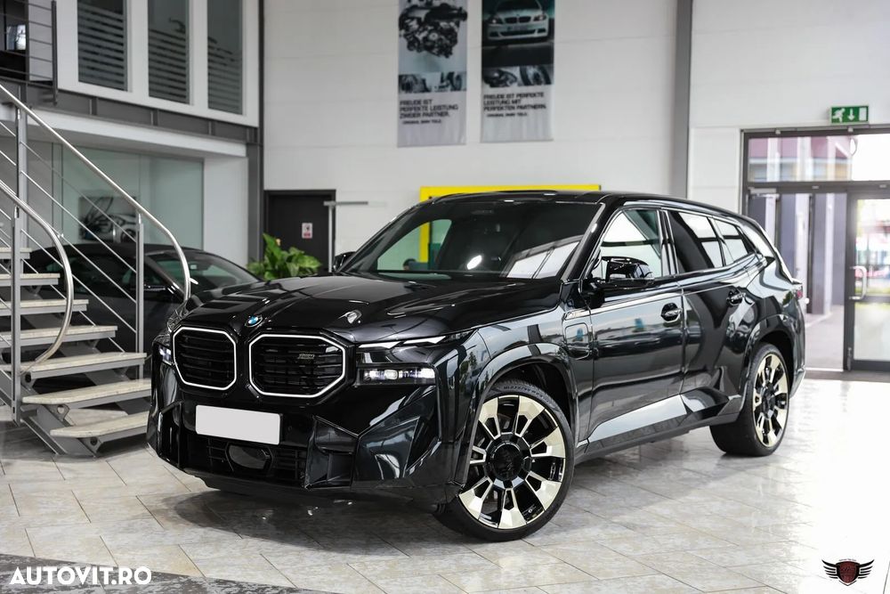 Second hand BMW XM - 139 998 EUR, 4 600 km - Autovit