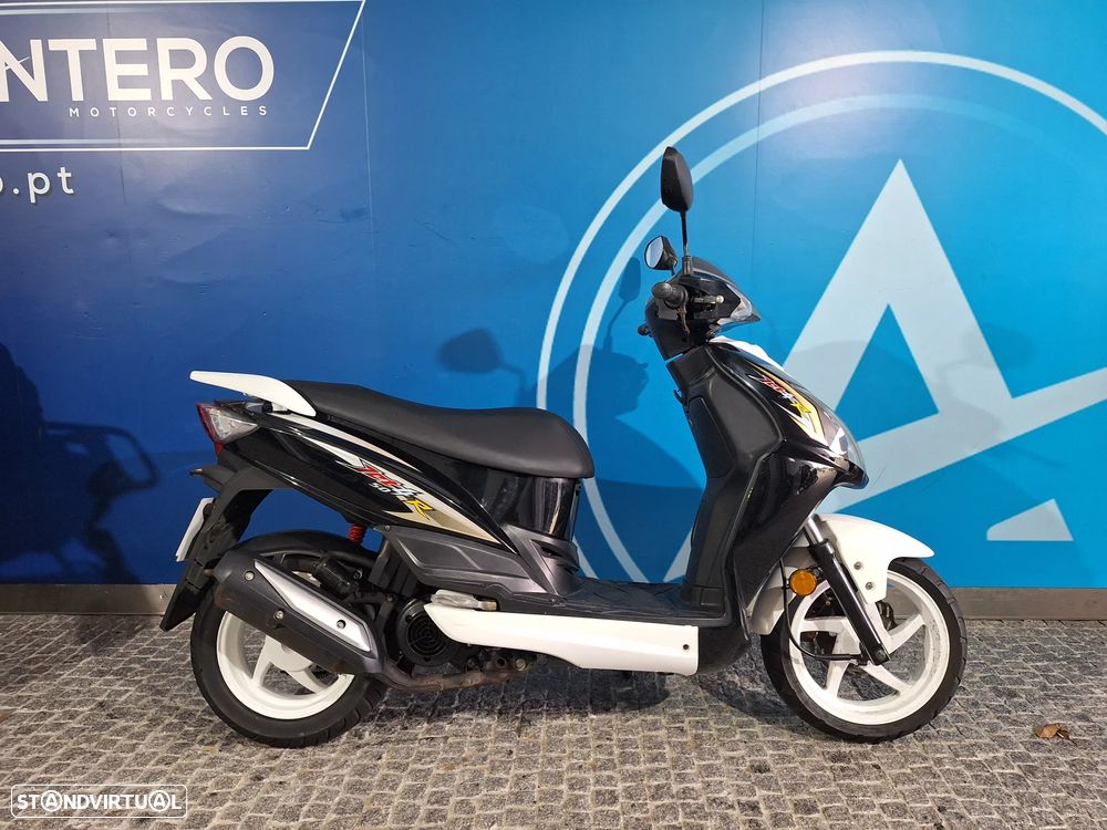 Usados Sym Jet - 890 EUR, 18 188 km, 2015 - Standvirtual