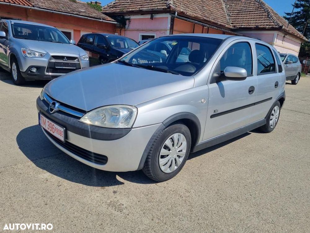 Second hand Opel Corsa - 2 550 EUR, 150 000 km, 2003 - autovit.ro