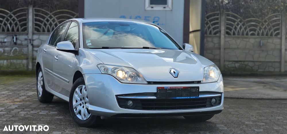 Second hand Renault Laguna - 2 850 EUR, 213 000 km - Autovit