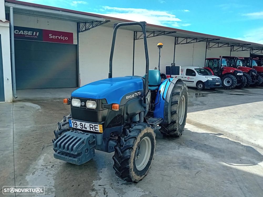 Usados New Holland TN75V - 21 500 EUR, 2001 - Standvirtual