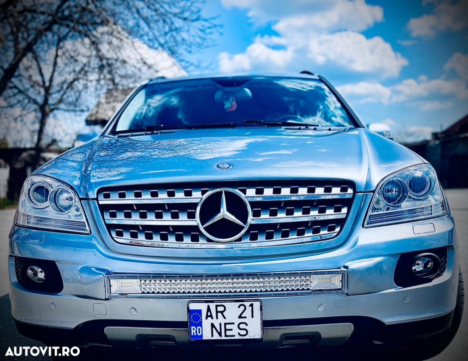 Second hand Mercedes-Benz ML - 9 000 EUR, 335 000 km, 2006 - autovit.ro