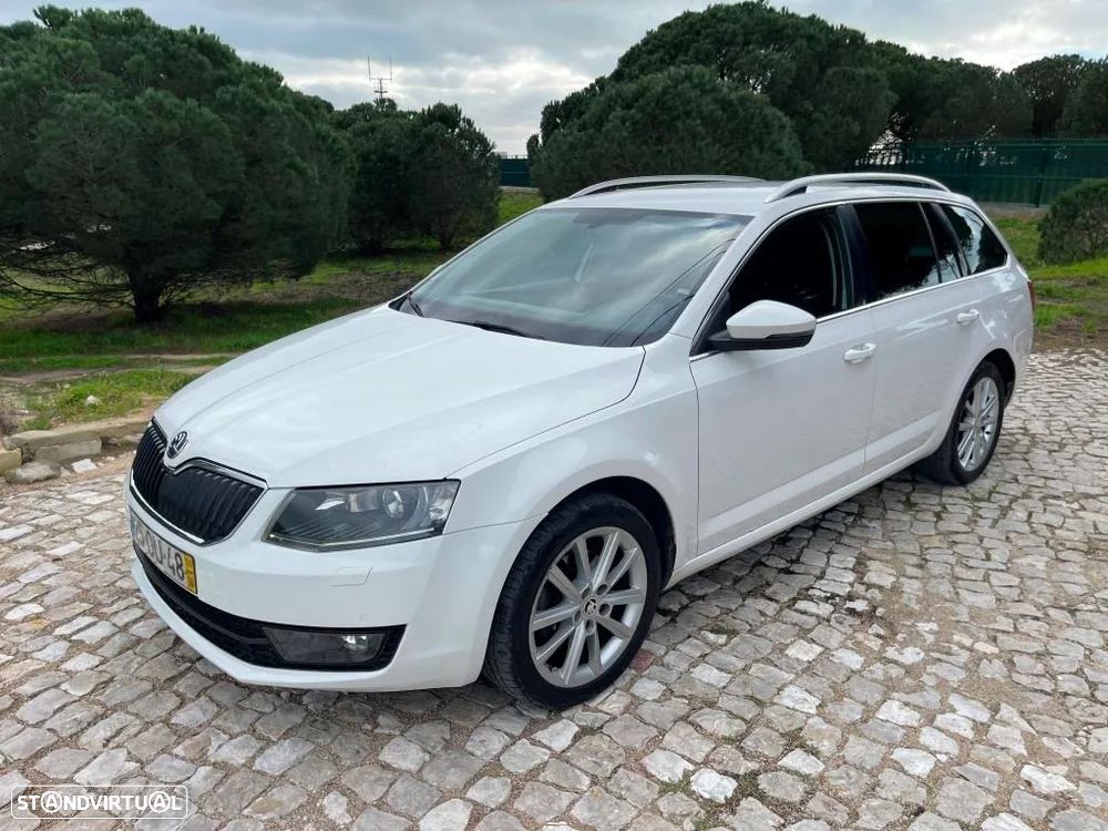 Usados Skoda Octavia Break - 12 900 EUR, 271 850 km, 2014 - Standvirtual