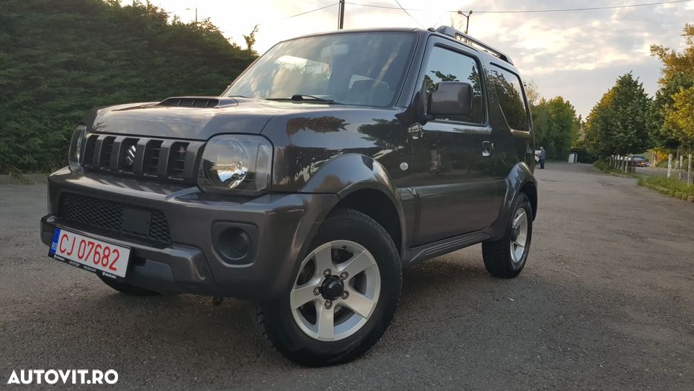 Second hand Suzuki Jimny - 11 900 EUR, 165 000 km - Autovit