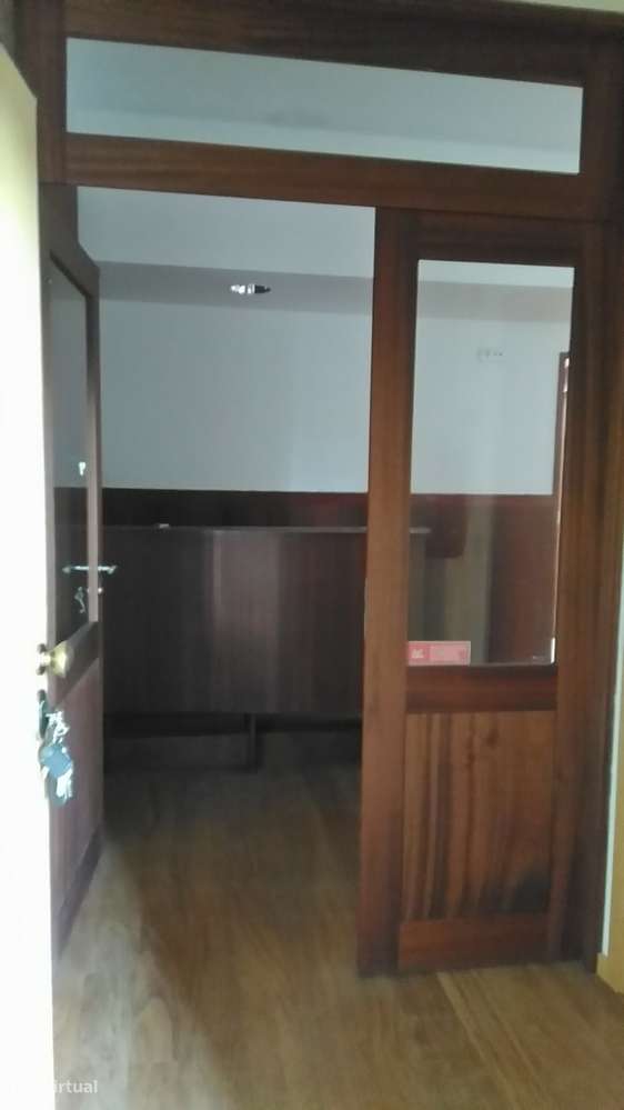 50 m², loja para arrendar - Rua de São Bento, Barcelos, Vila Boa e Vila ...