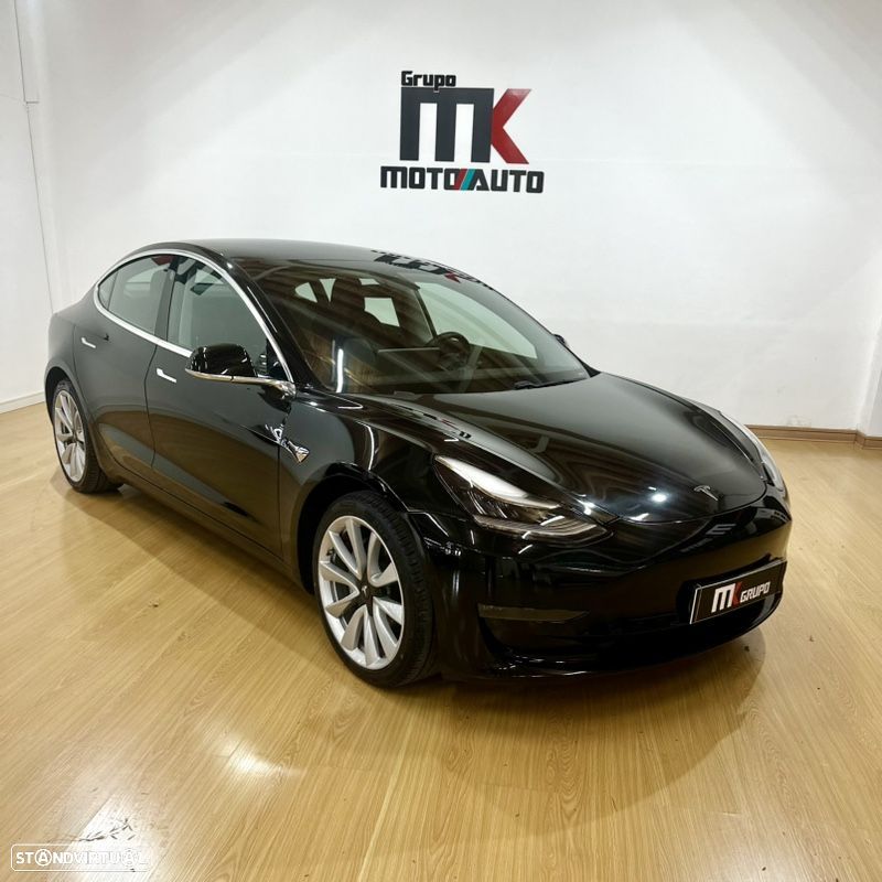 Usados Tesla Model 3 - 29 750 EUR, 81 626 km, 2019 - Standvirtual