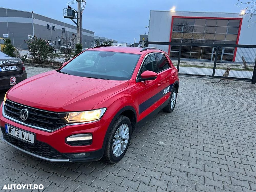 Second hand Volkswagen T-ROC - 17 500 EUR, 145 000 km - Autovit