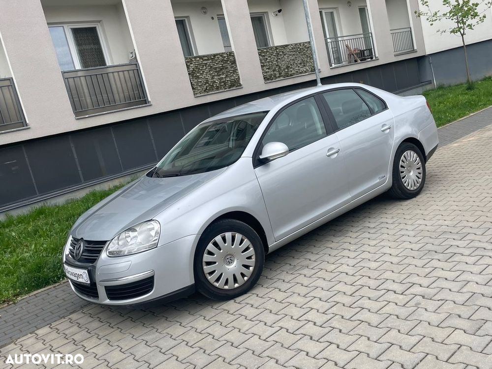 Second hand Volkswagen Jetta - 3 795 EUR, 190 000 km, 2009 - autovit.ro