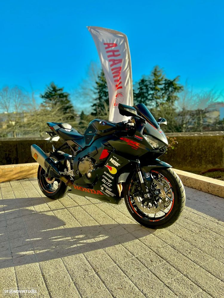 Usados Honda CBR - 14 990 EUR, 37 836 km, 2018 - Standvirtual