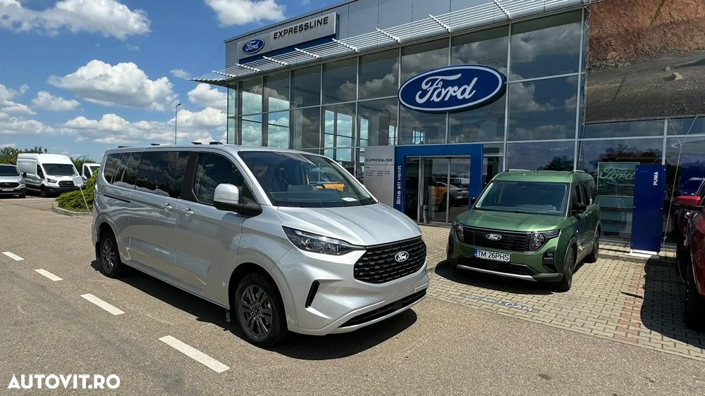 Nou Ford Tourneo Custom - 61 000 EUR, 1 km - Autovit