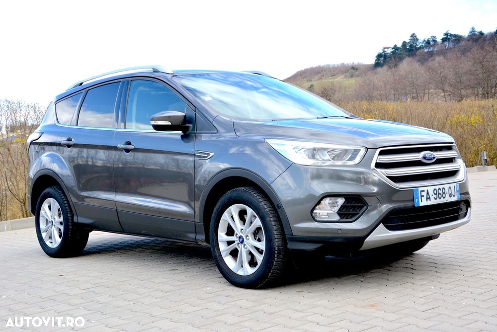 Second hand Ford Kuga - 14 990 EUR, 130 000 km, 2018 - autovit.ro