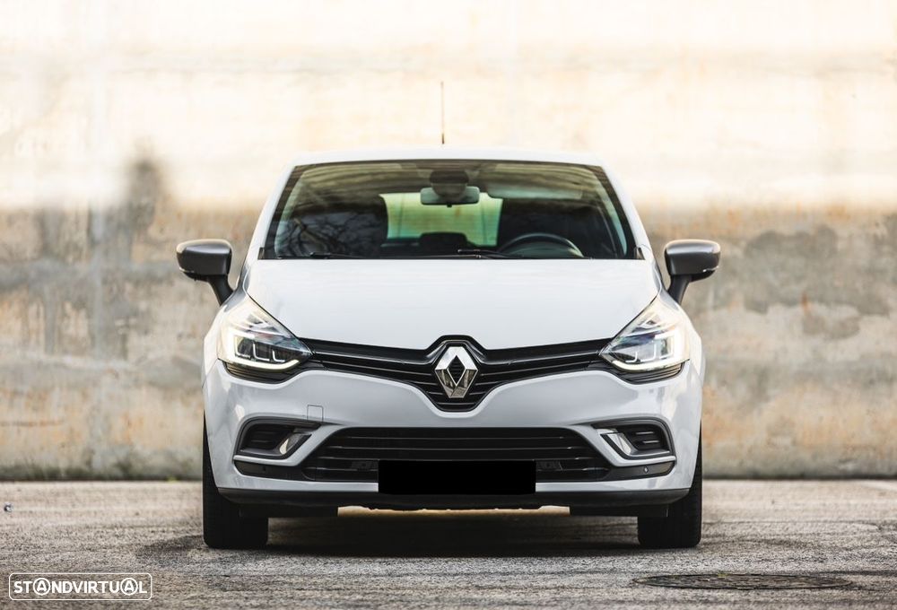 Usados Renault Clio - 13 990 EUR, 64 000 km, 2017 - Standvirtual
